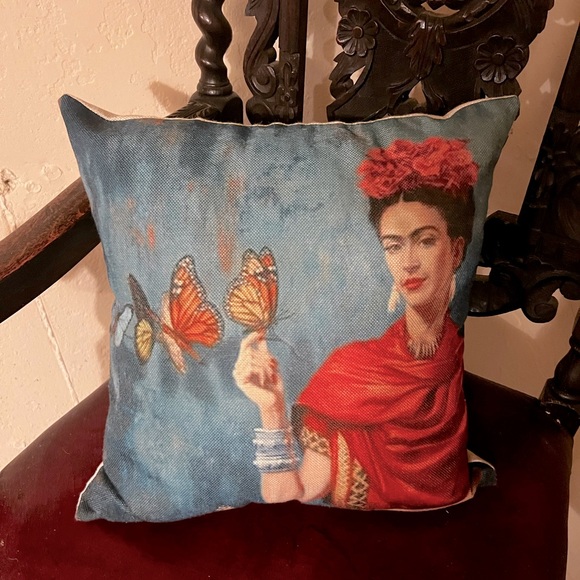 Accents | Frida Kahlo Pillow | Poshmark